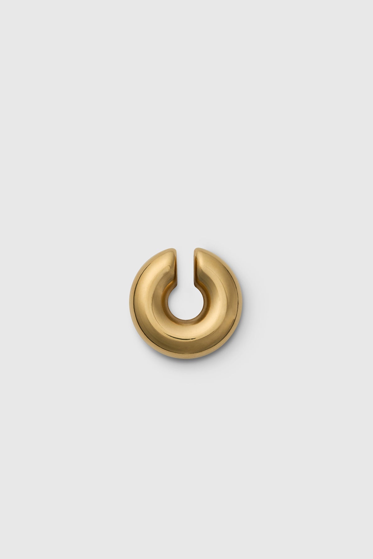 Ali Ear Cuff in Gold - CAMILLA AND MARC® C&M – CAMILLA AND MARC - INT